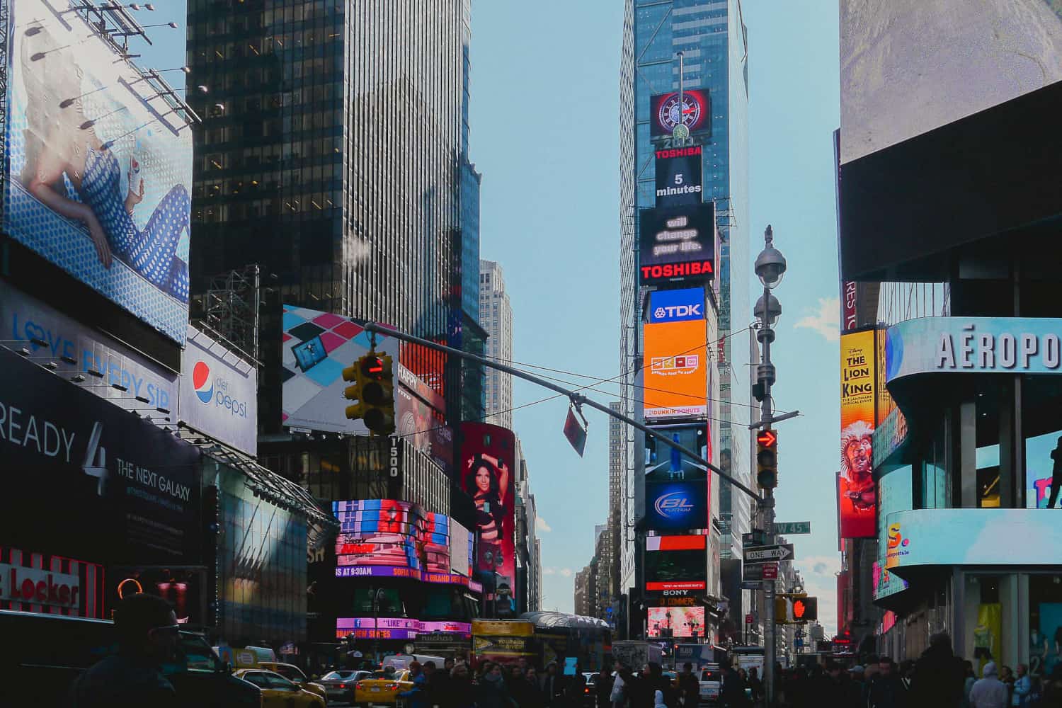 The importance of LED technology in visual communication